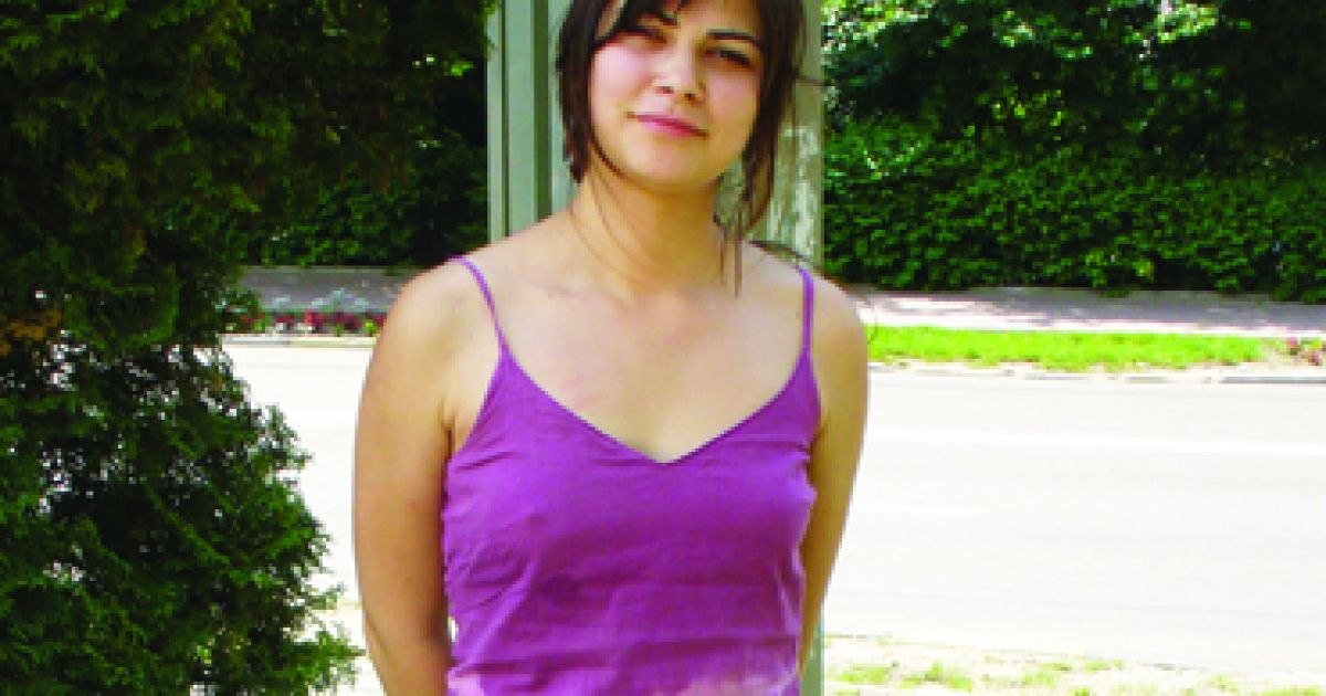 Suceava: Diana Palade: Se joacă printre lumini pentru a crea imagini ...