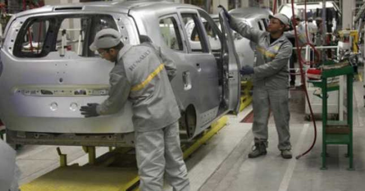 VIDEO Renault a inaugurat o nouă linie de asamblare la uzina din Tanger ...