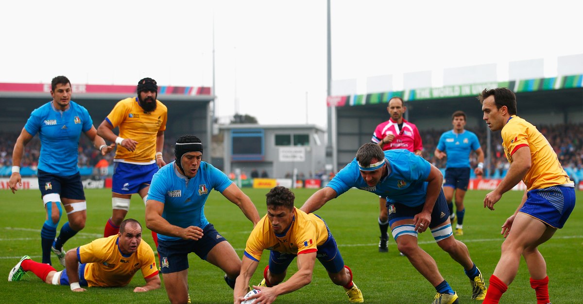 Stejarii iau cu asalt Sala Radio