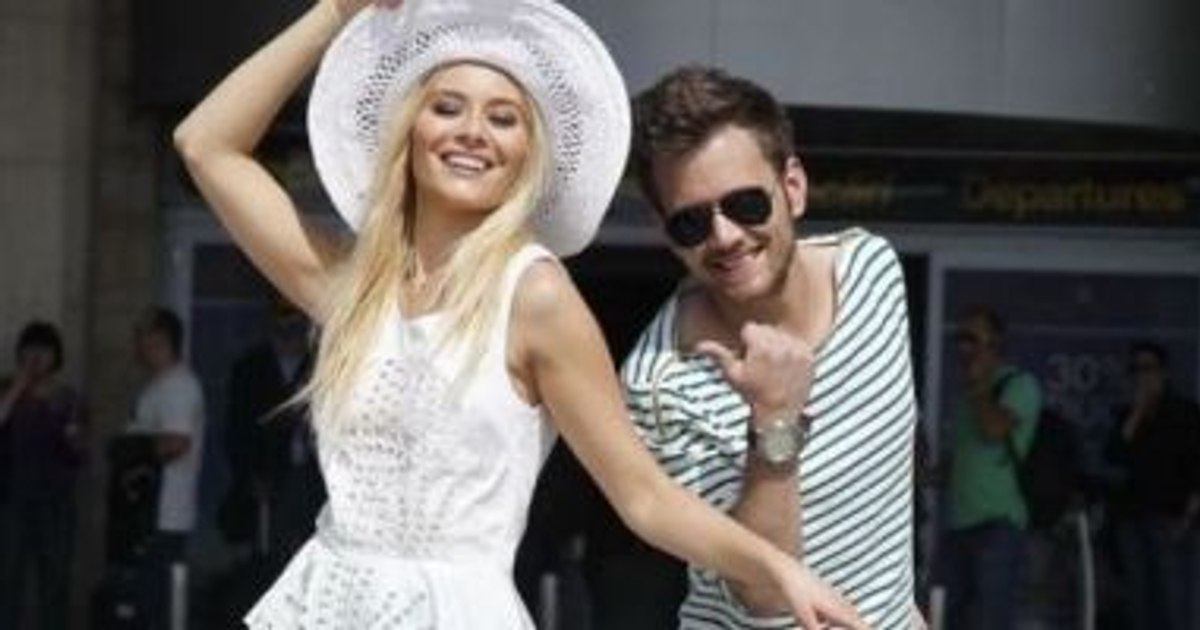 Cum a trecut Laura Cosoi peste despărţirea de Smiley | adevarul.ro