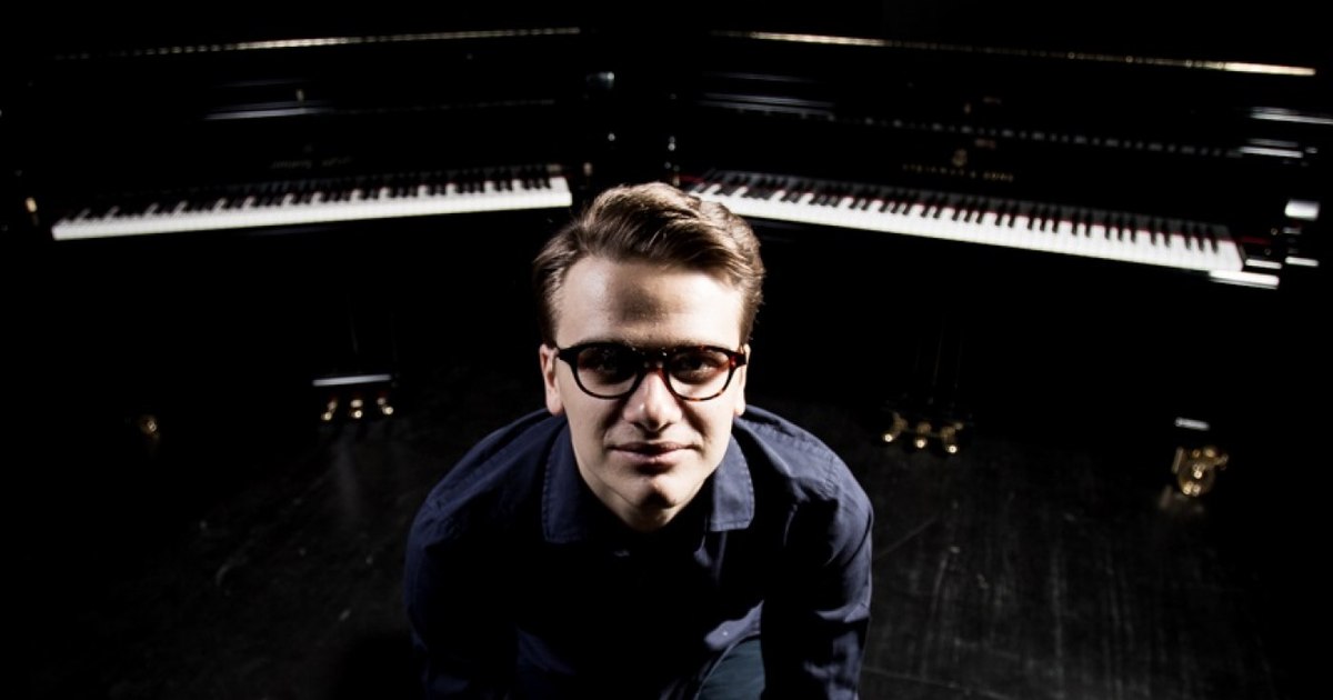 Pianistul Andrei Gologan, în recital în deschiderea stagiunii de marţi seară | adevarul.ro