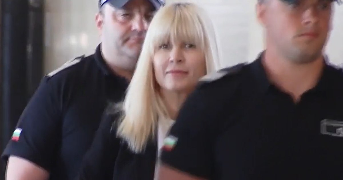 Elena Udrea ar putea fi pusă în libertate. Cine face parte din completul care judecă revizuirea ...