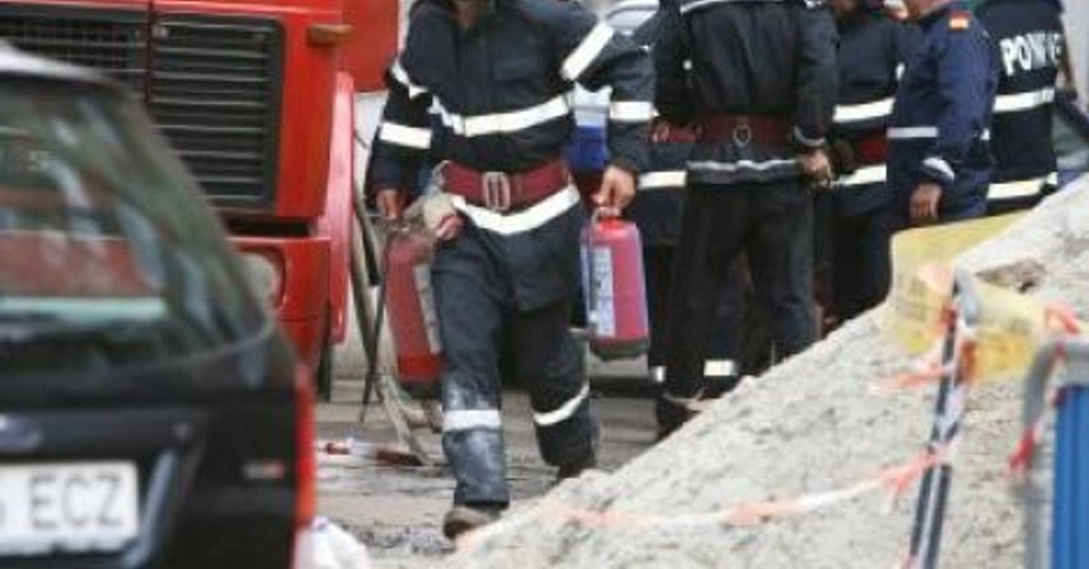 Doi pompieri, la spital după explozia unei butelii în timpul unui ...