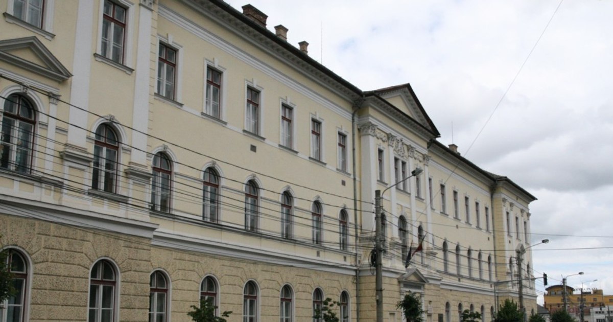 Bâlbâiala autorităților din jurul consolidării școlilor | adevarul.ro