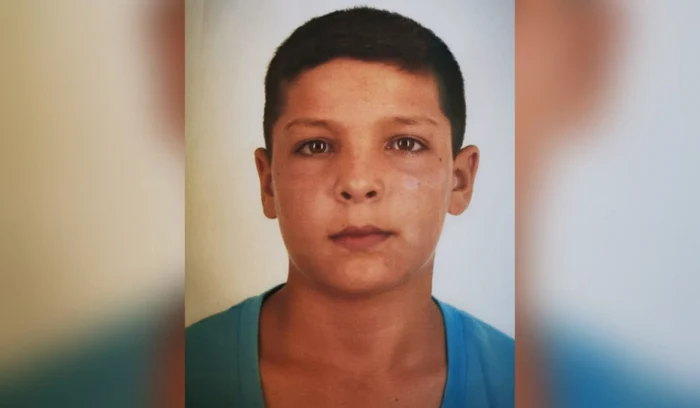 Un copil de 11 ani a dispărut dintr-un centru de minori. Autoritățile ... Un copil de 11 ani a dispărut dintr-un centru de minori. Autoritățile ...