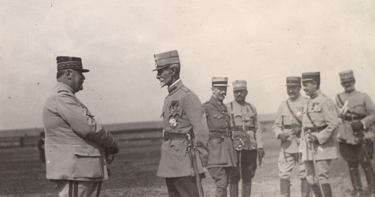 Cronicar prin memoriile Marelui Război: Odiseea unui francez rătăcit ...