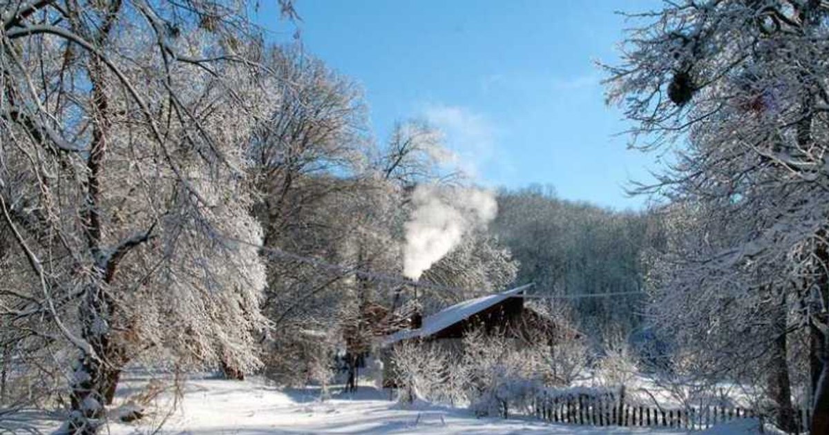 FOTO Peisaje rupte din poveştile copilăriei în Parcul Naţional Munţii ...