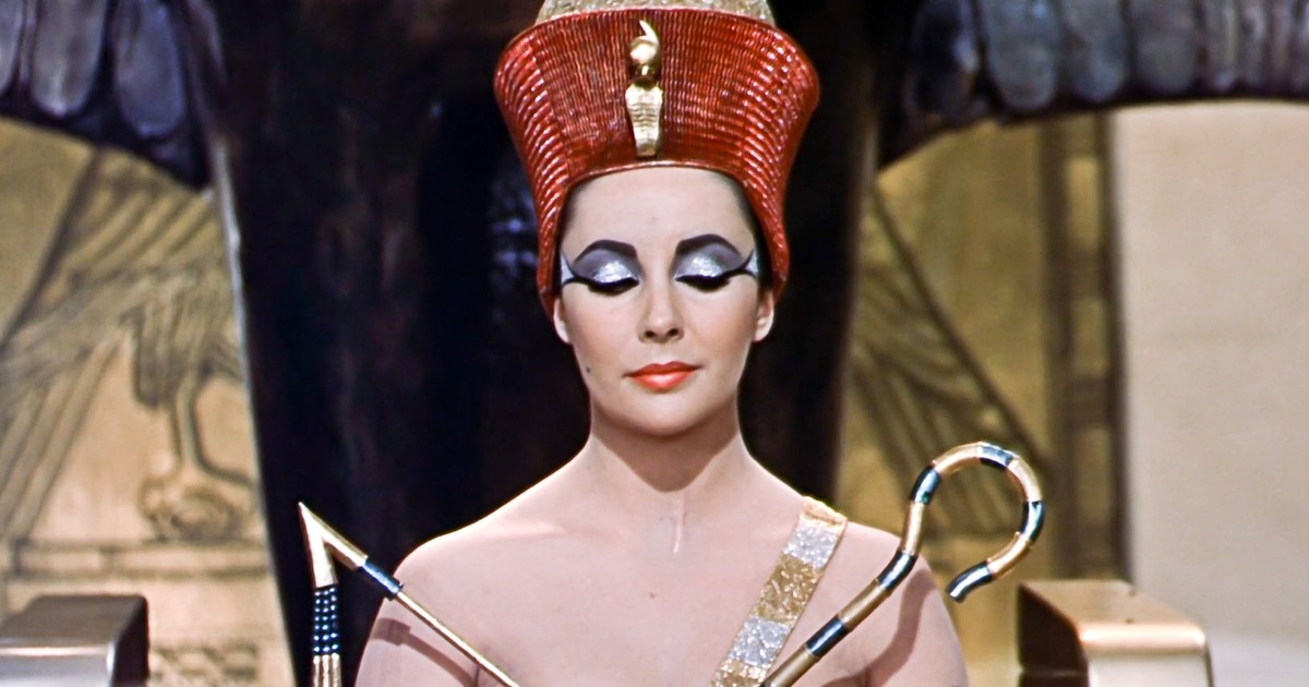 Cele mai nimfomane femei regale. Unele devoratoare de bărbați au plătit cu viața plăcerile lumești