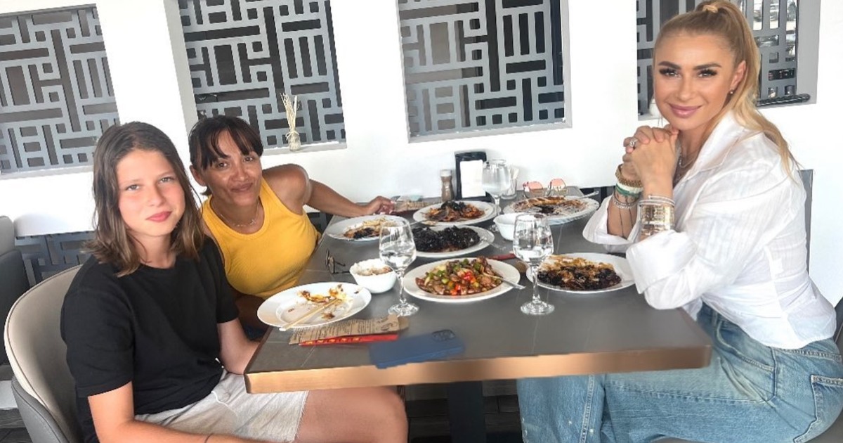 Fiul lui Reghe cu Anamaria Prodan a împlinit 15 ani. Ce mesaj emoționant i-a transmis impresara