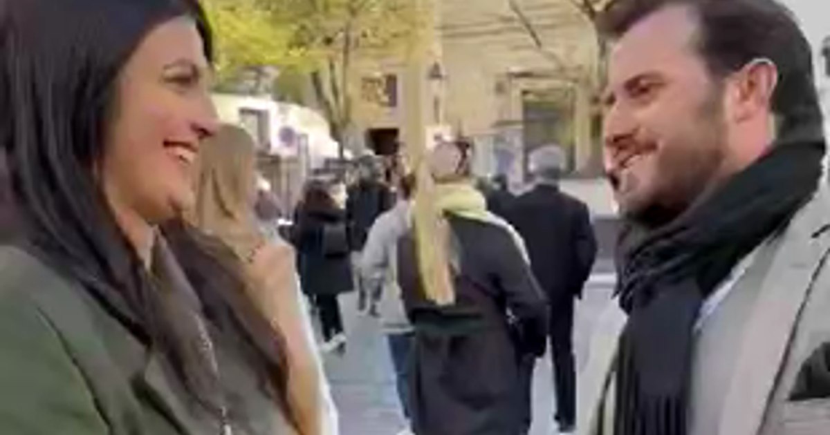Cântăreața din America care a descoperit România. Carly Jo a vrut să ...