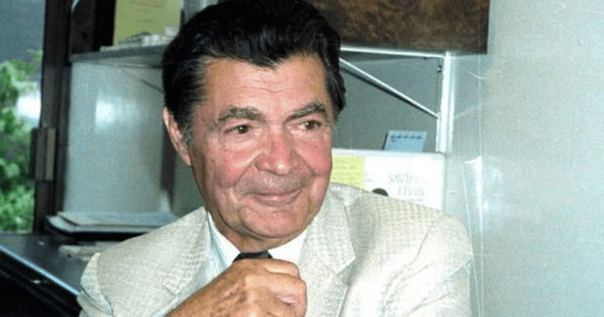 Însemnele Premiului Nobel aparținând doctorului George Emil Palade ...