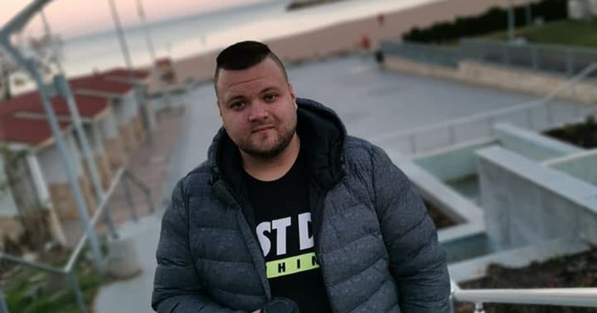 Calvarul prin care a trecut Iulian, tânărul care a murit de peritonită ...