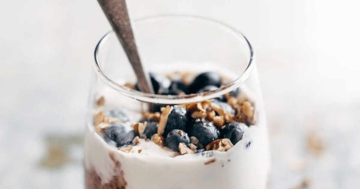 Mic dejun cu chia şi fulgi de ovăz (oase puternice)