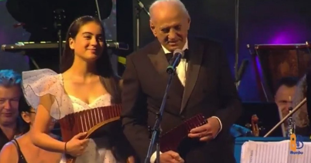 Eleva care cântă la nai, cimpoi, ocarină, tâlv, tilincă, fluier, caval ...