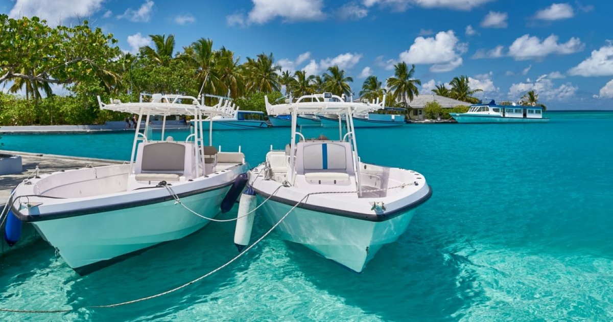 Excursii cu barca în Maldive: cele mai frumoase locuri pe care le poți ...