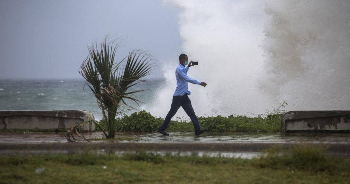 Furtuna tropicală Elsa se abate asupra Cubei după ce ucide trei ...