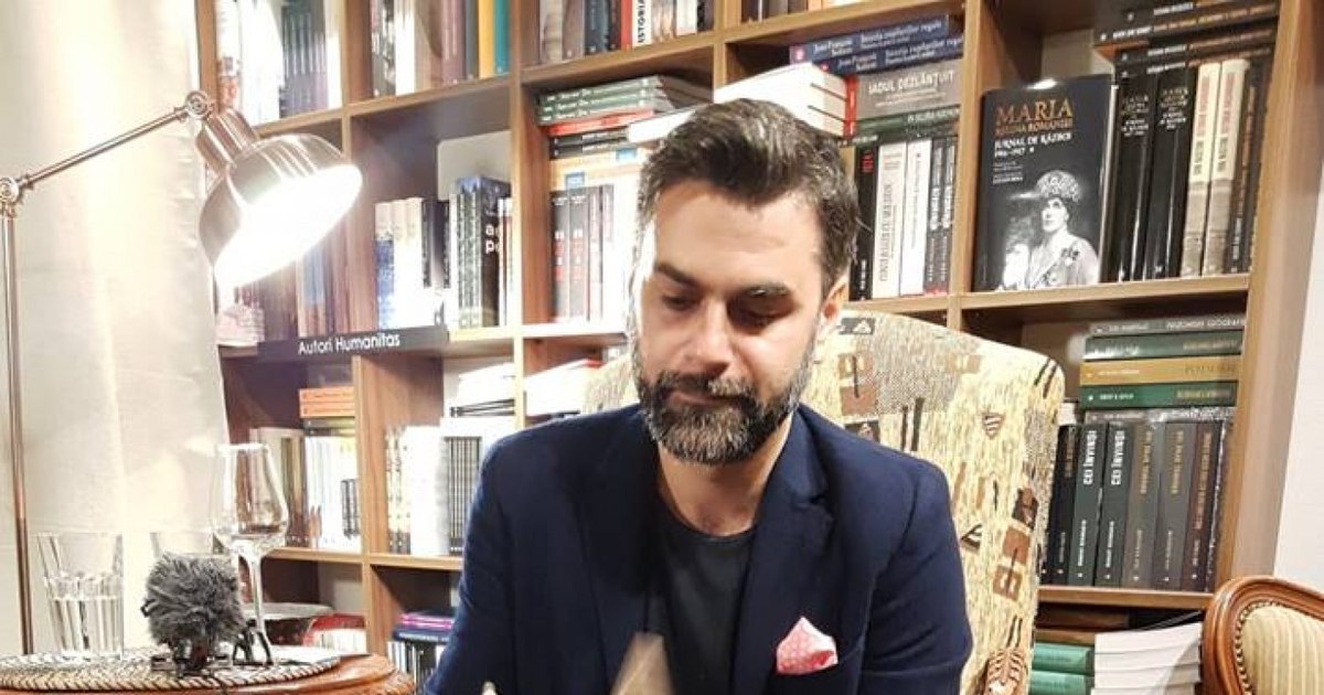 Marius Chivu, despre „Vântureasa de plastic”: „La un târg de carte, o ...
