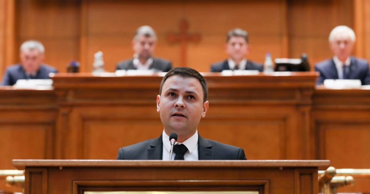 Parlamentul și-a ales noua conducere. Cine sunt vicepreşedinţii ...