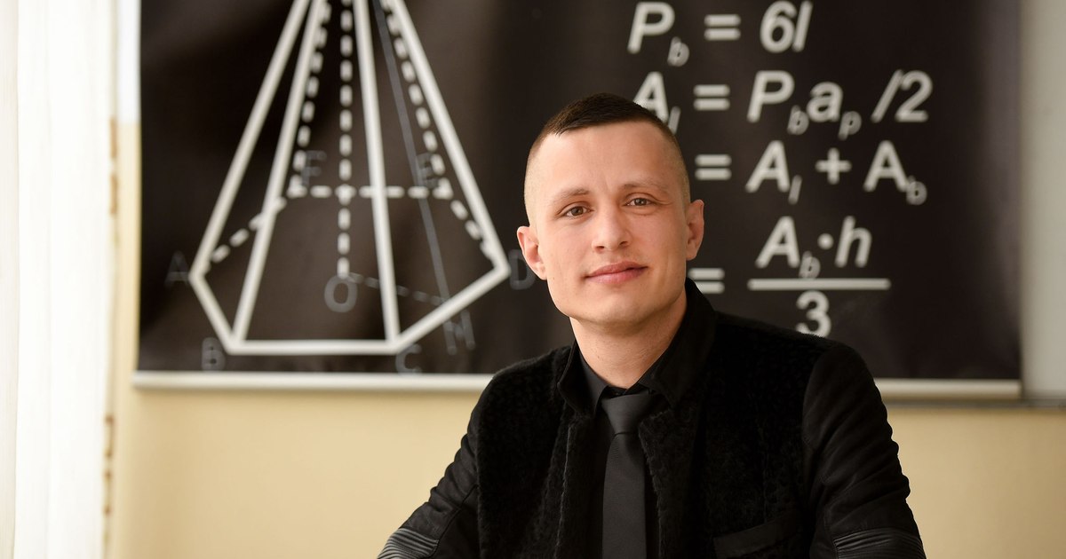 Profesorul care predă matematica prin provocări adresate elevilor. A ...