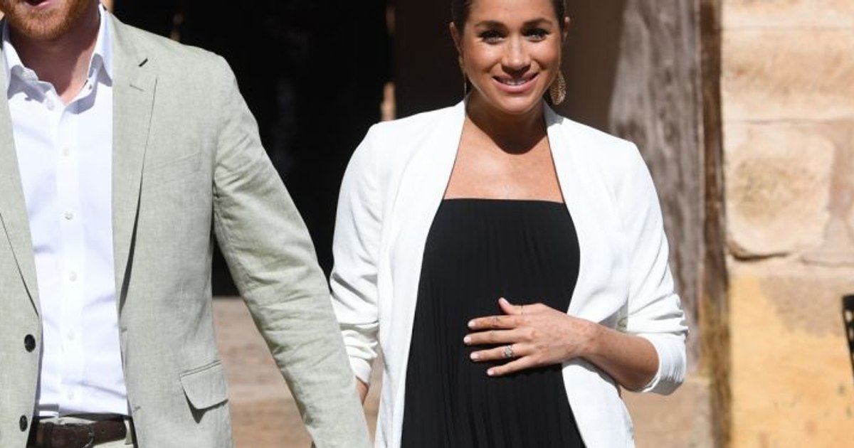 Meghan a ales o rochie spectaculoasă pentru întâlnirea cu Regele ...