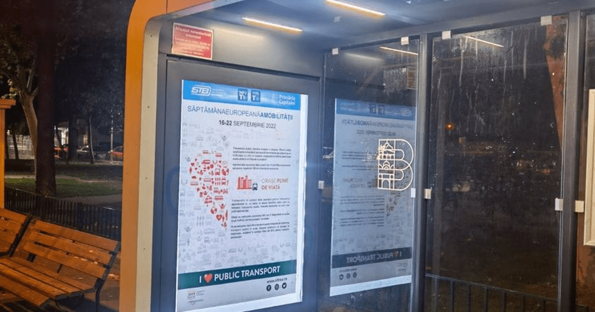 Stațiile de transport public din București vor fi dotate cu panouri ...