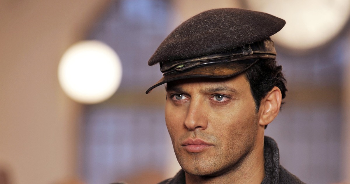 Gabriel Garko a ajuns dintr-o emisiune de televiziune direct pe masa de ...