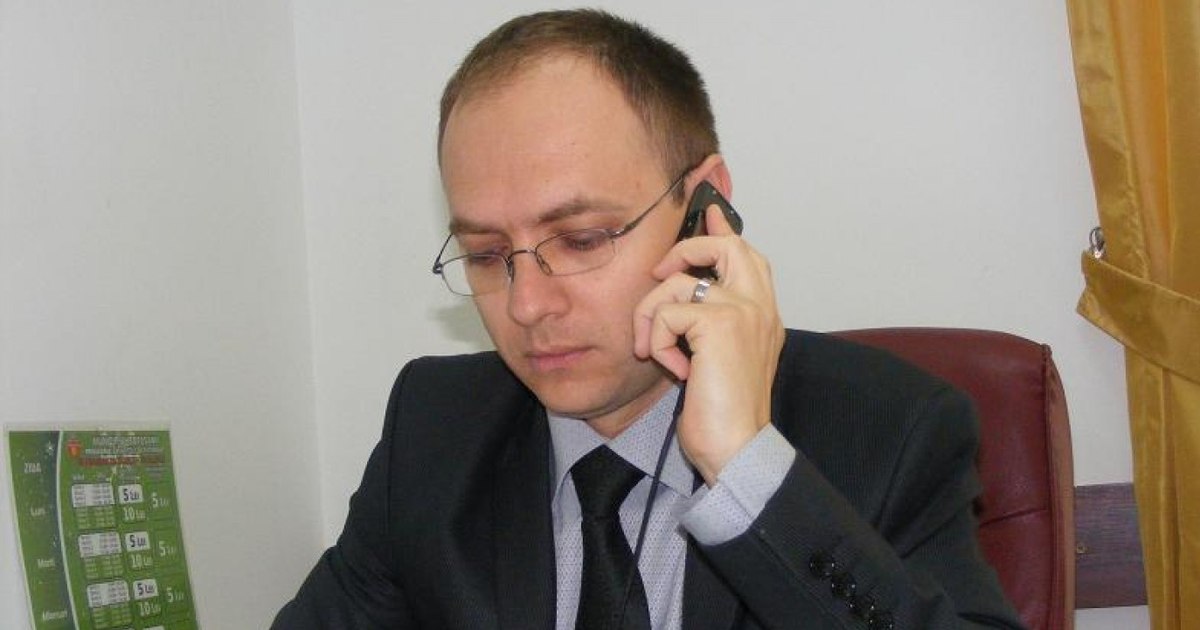 Descindere DNA la Primăria Botoșani. Edilul Cosmin Andrei a fost pus sub control judiciar, fiind ...