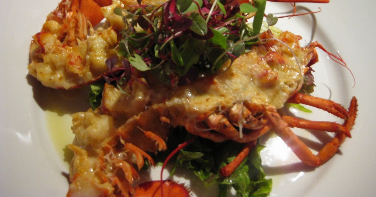 Reţeta de homar Thermidor: cum să-l prepari în mai puţin de 30 de ...