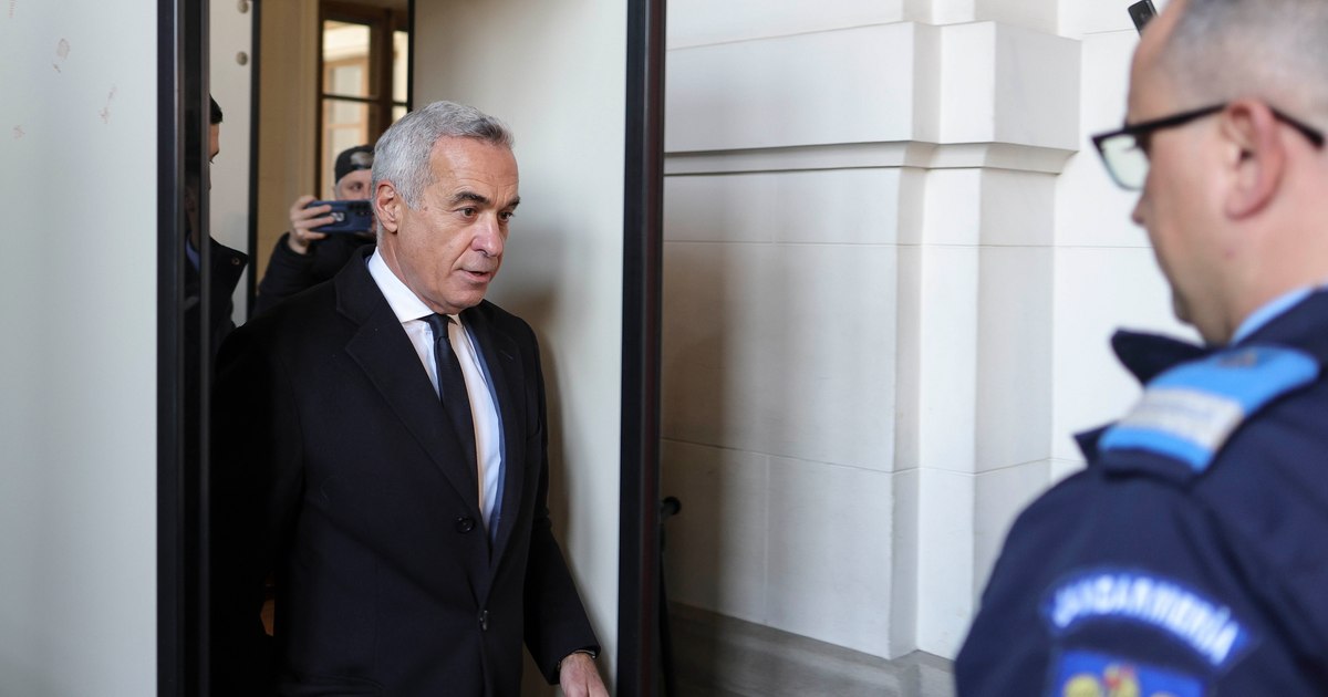 Călin Georgescu rămâne sub control judiciar. Fostul candidat este acuzat de propagandă legionară ...