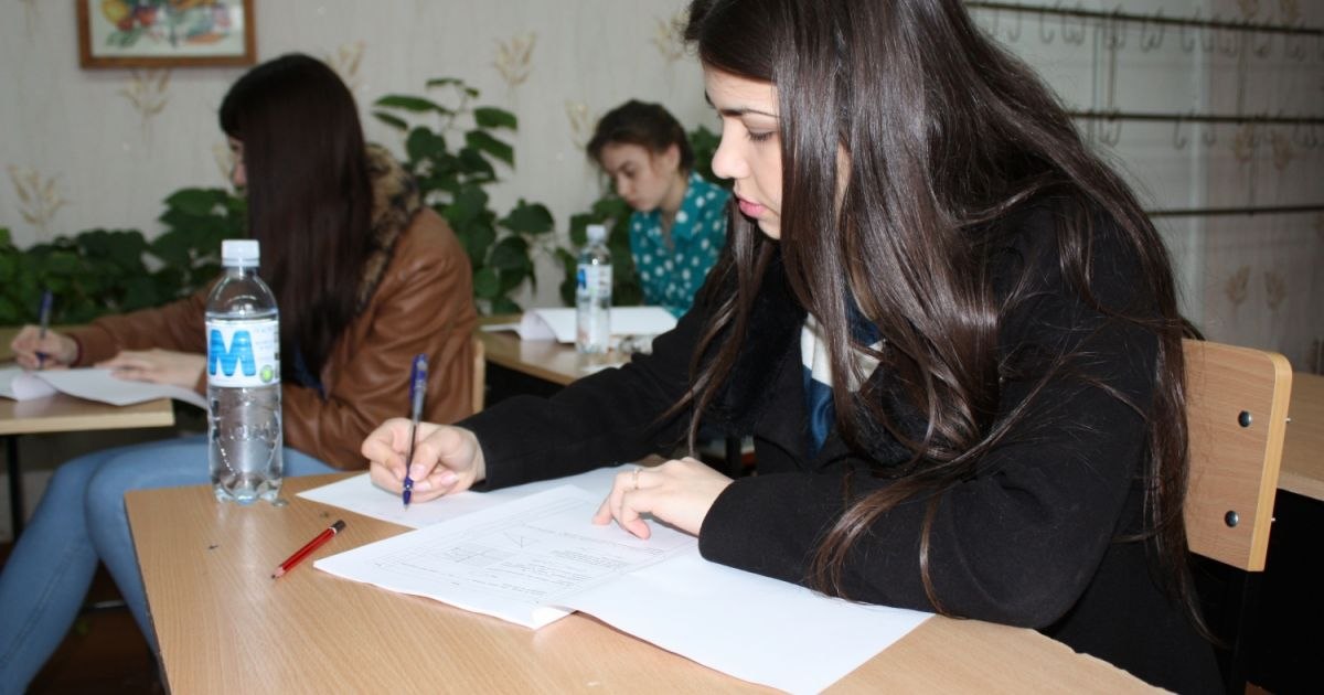 FOTO Paradoxul bacalaureatului: teste uşoare, exerciţii înfricoşătoare ...