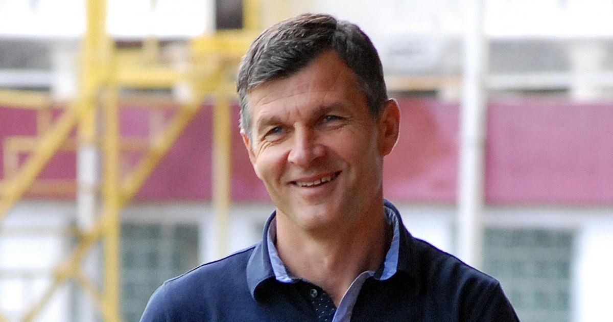 De ce a renunţat Ioan Sabău la antrenorat? „Sunt oameni puşi pe ...