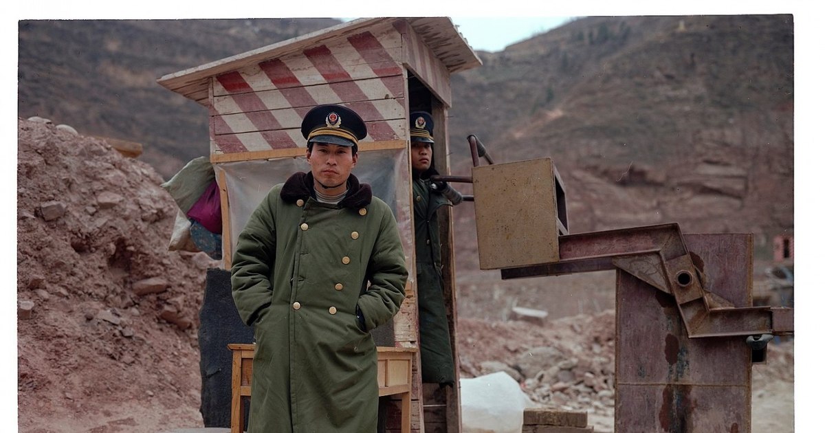 FOTO Imagini inedite cu construcţia unui baraj pe Fluviul Galben din ...