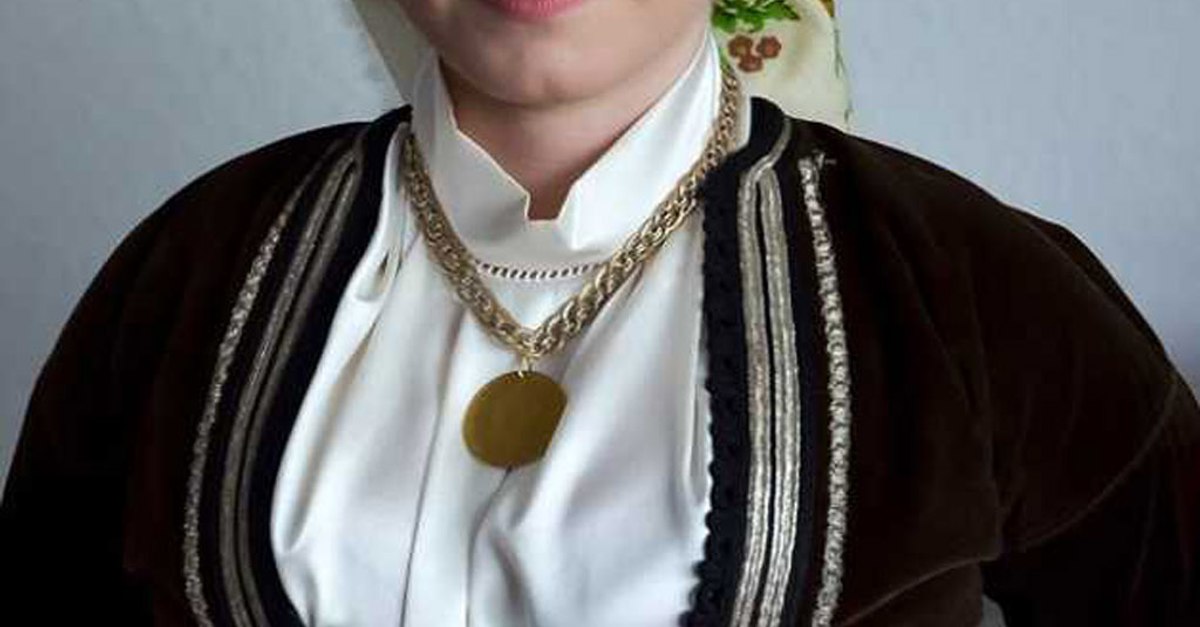 Kira Hagi promovează tradițiile aromânilor. Iat-o în rochie de mireasă ...