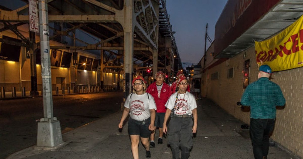 „Amazoanele“ din New York care vânează răufăcători | adevarul.ro