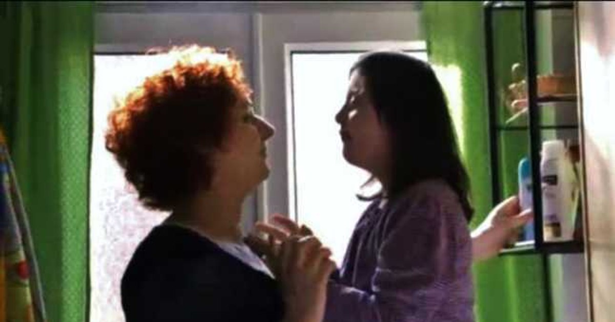 VIDEO Viaţa lângă un copil cu handicap: povestea unei mame din Polonia ...