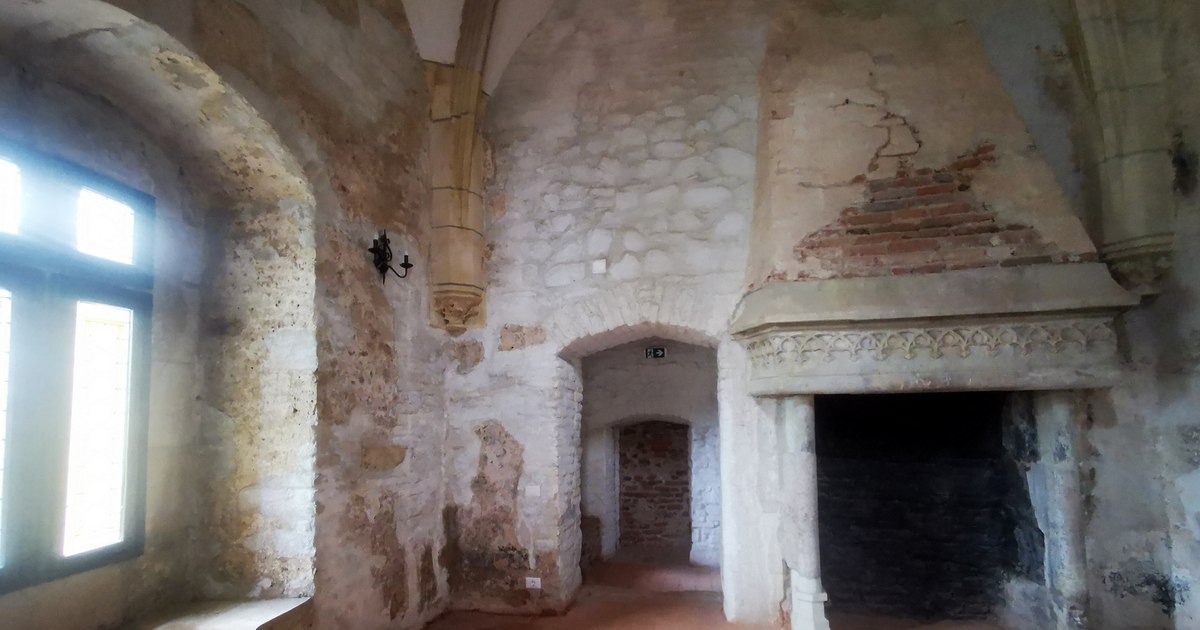 Camera medievală de lux din Castelul Corvinilor, readusă la viață. Aici ...