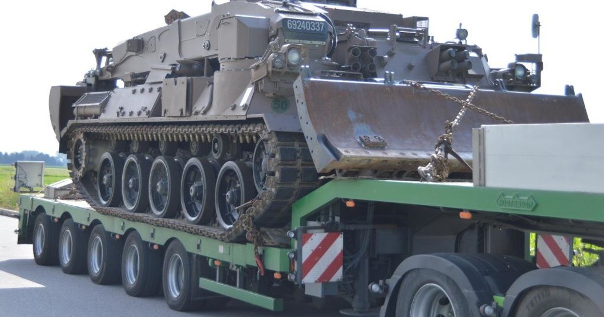 Tancul transportat ilegal de un șofer român a dispărut. Ce s-a ...