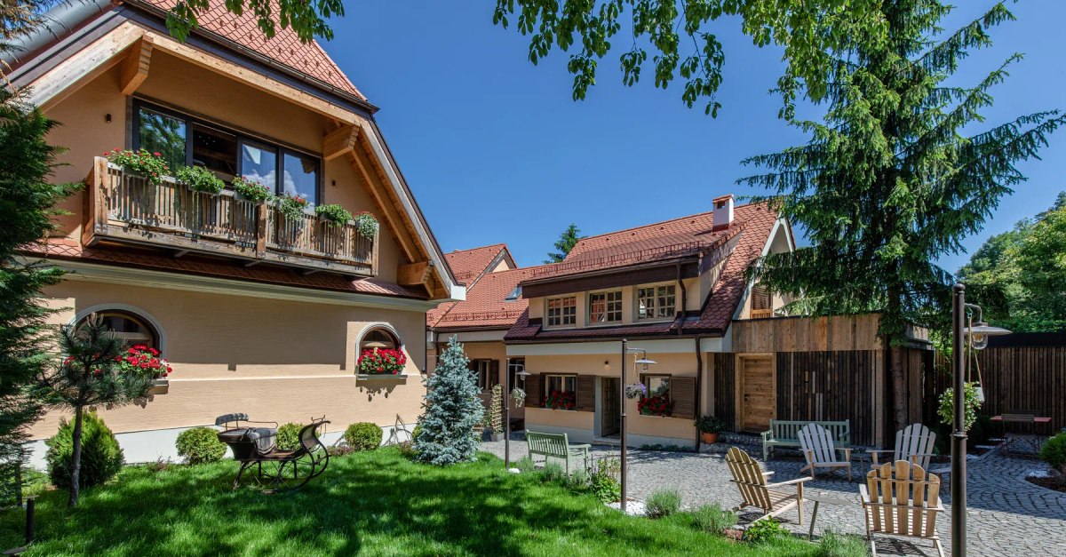 Reședințe istorice, scoase la vânzare! Cât costă un palat celebru din ...