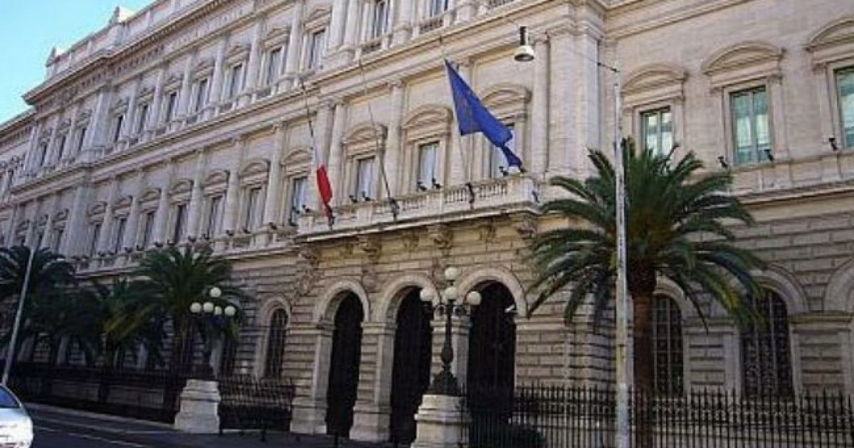 „Râuri de bani rusești“ inundă Italia | adevarul.ro