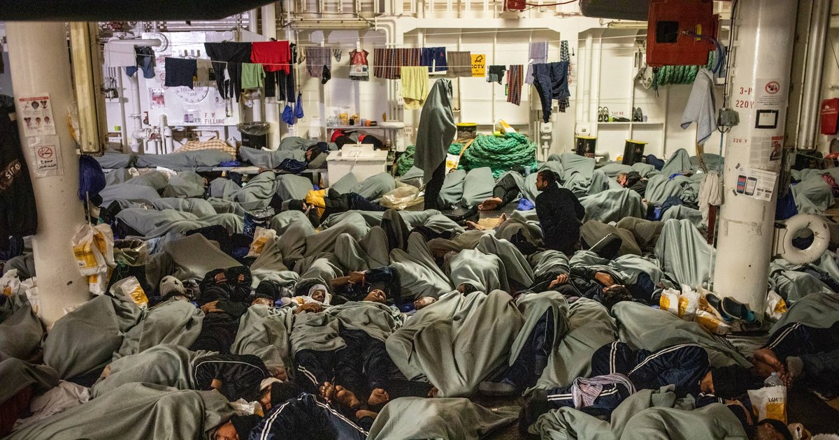 Slovacia a transferat în România şi Bulgaria două grupuri de migranţi ...