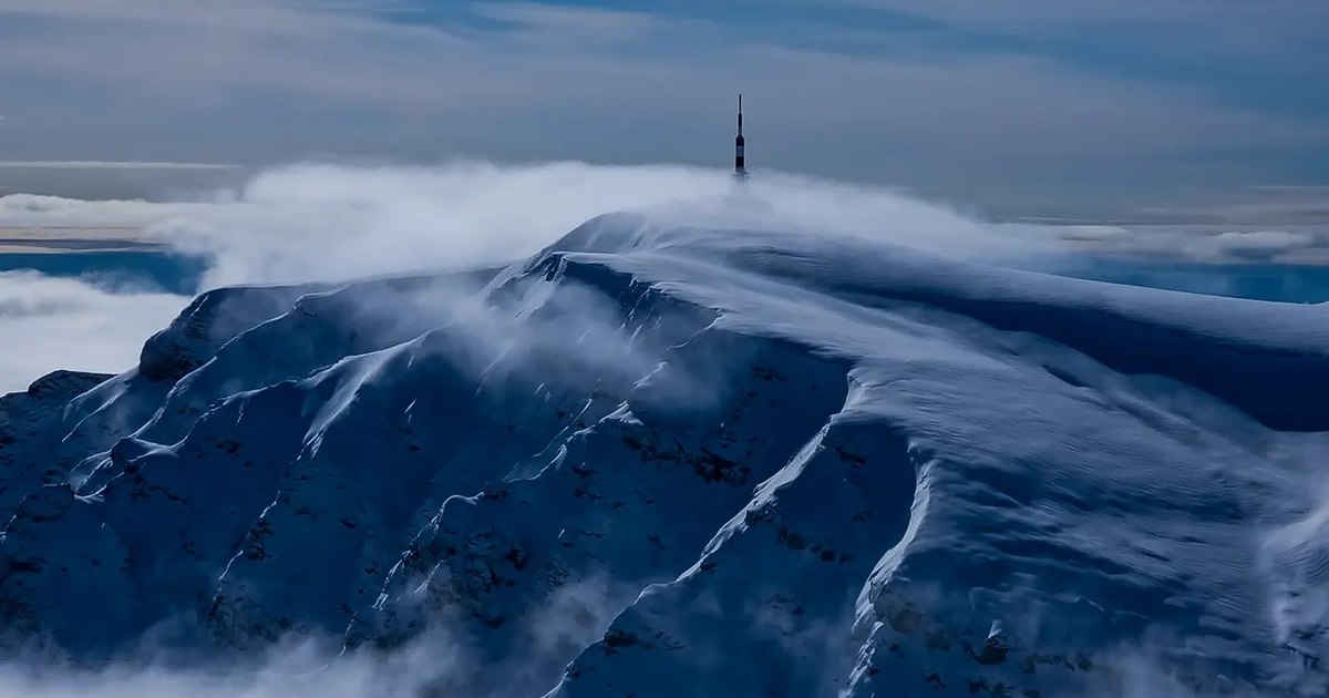 Care este cel mai înalt punct artificial din România. Cel mai ușor ...