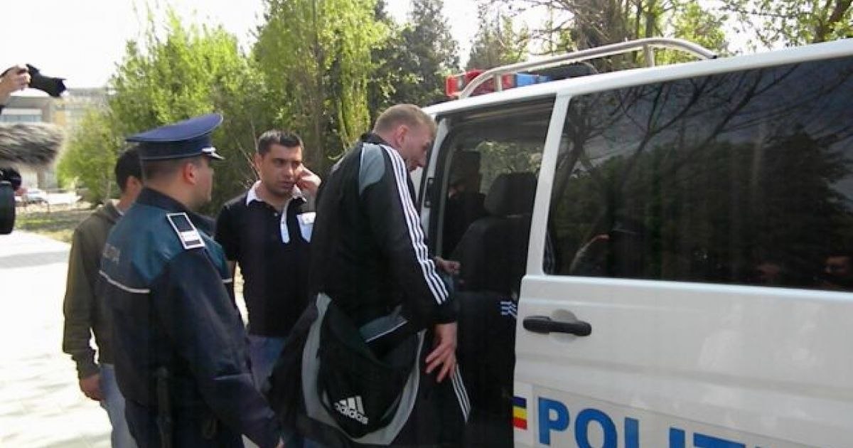 Luptătorul basarabean Tolea Ciumac e cercetat în România pentru acte de ...