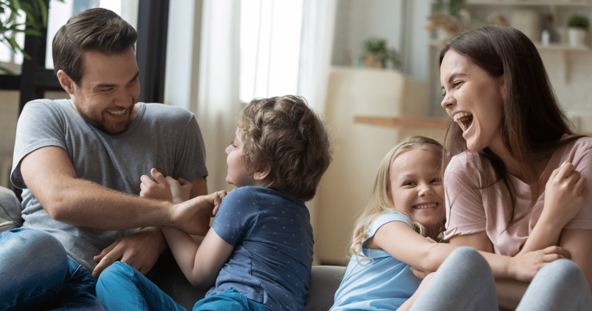 Motivul pentru care unii se gâdilă mai mult ca alţii şi de ce nu te ...