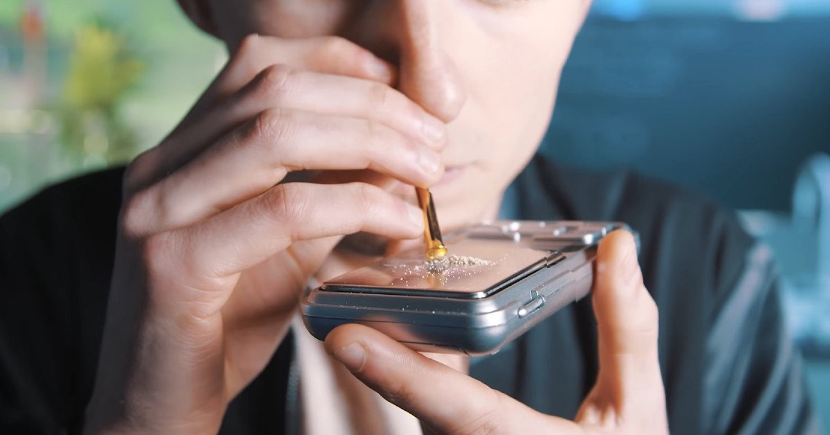 De ce ajung copiii să consume droguri: nu doar anturajul este de vină ...