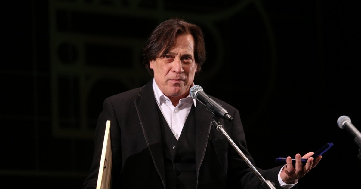 Marius Bodochi, actor: „Îmi place scena că este spaţiul greşelii. În ...