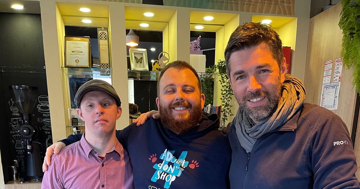 „Minunea” de Crăciun care l-a salvat pe proprietarul unei cafenele sociale cu datorii. „Așa ...