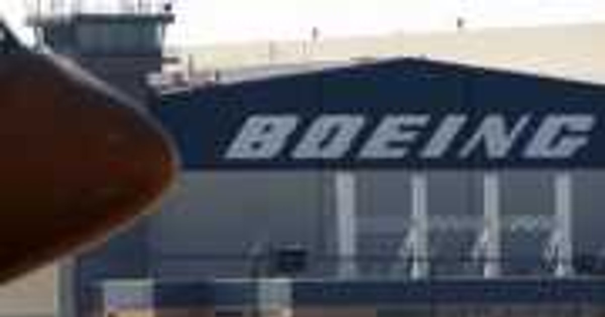 CNN: Boeing disponibilizează 1.000 de angajaţi | adevarul.ro
