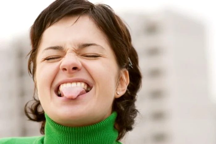 Ai limba albă? Culoarea poate indica prezența unor afecțiuni grave în corp!