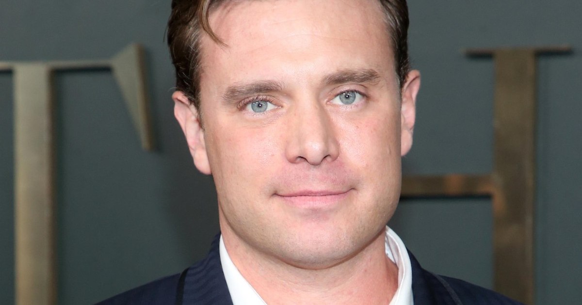 Actorul Billy Miller, cunoscut pentru rolul Billy Abbott din „Tânăr și ...