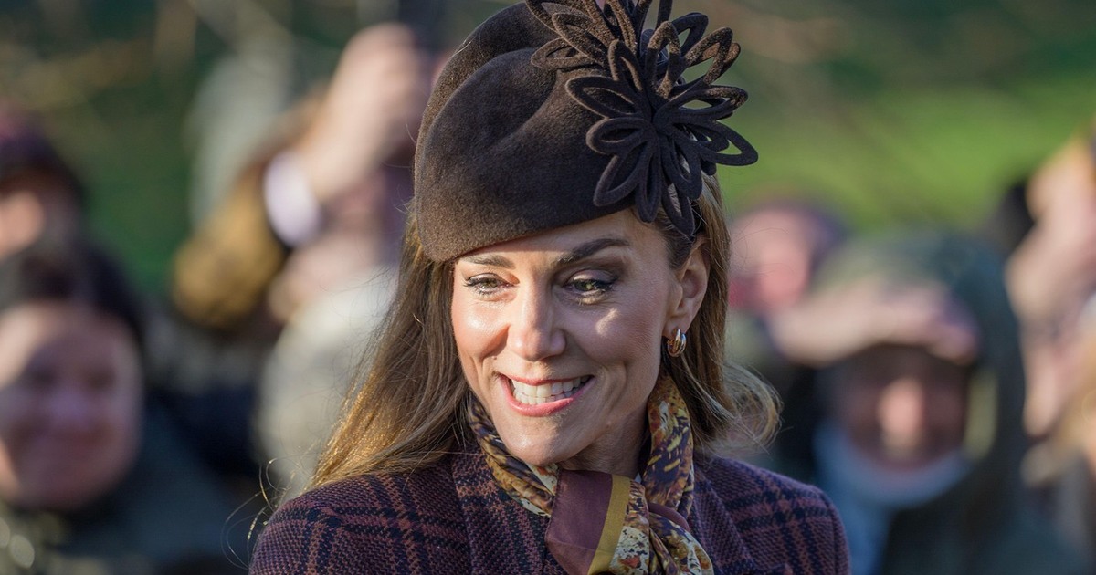 Kate n-ar fi avut de fapt cancer? După ce fanii au depistat o cictrice ...